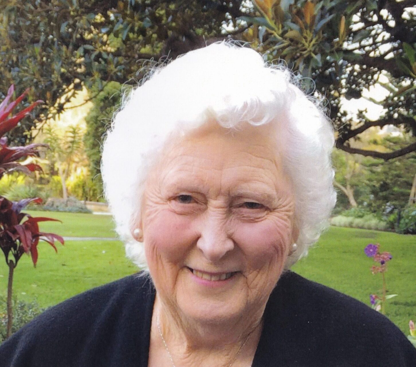 NORRIS, Elenor Yvonne - Smyth Funerals