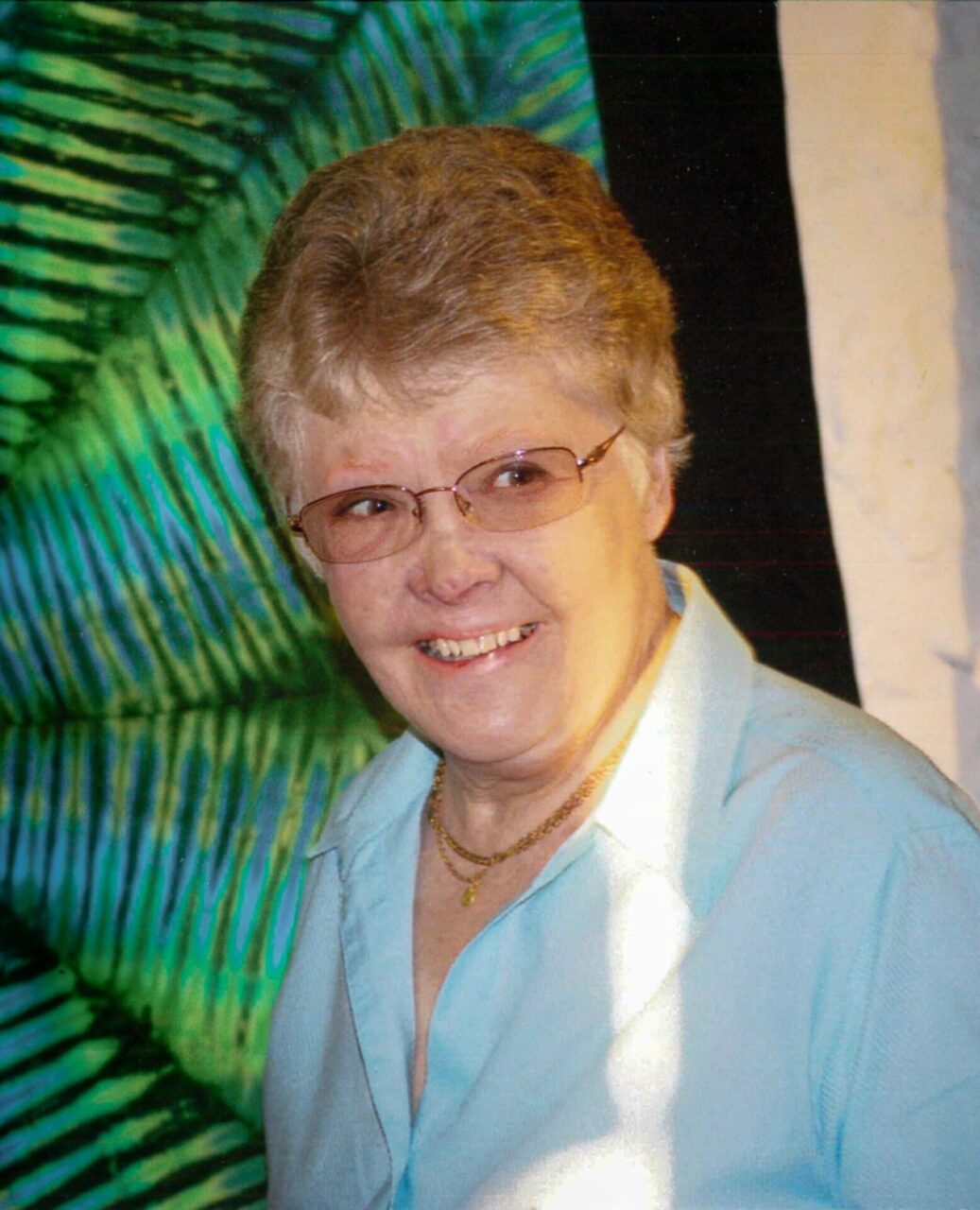 THOMPSON, Marion “Elizabeth” - Smyth Funerals